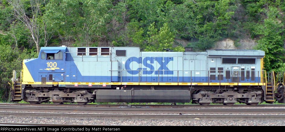 CSX 100